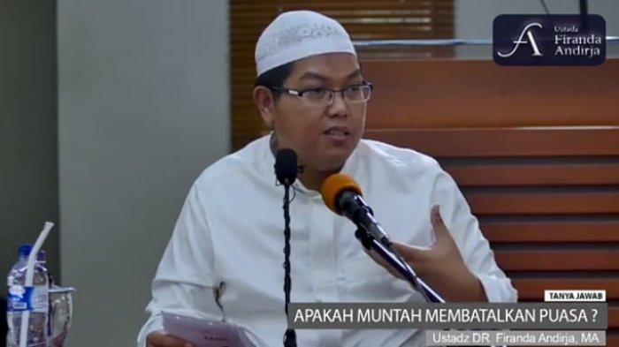 Apakah Muntah Membatalkan Puasa? Penjelasan Ustadz Firanda Andirja ...