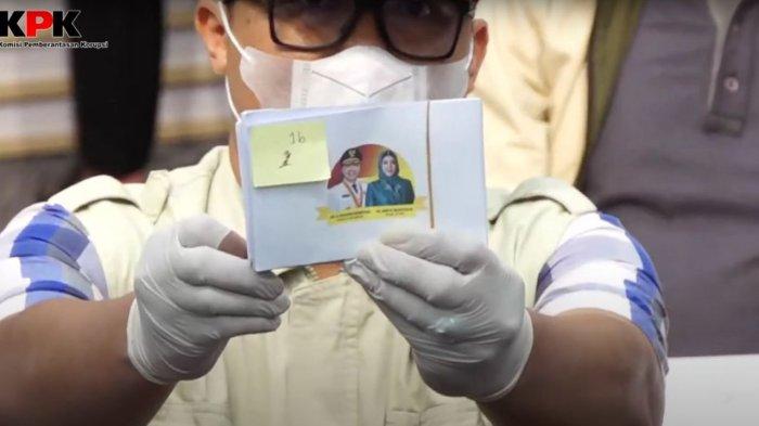 Awal Mula Rohidin Mersyah Minta Cairkan Gaji Guru Honorer Demi ...