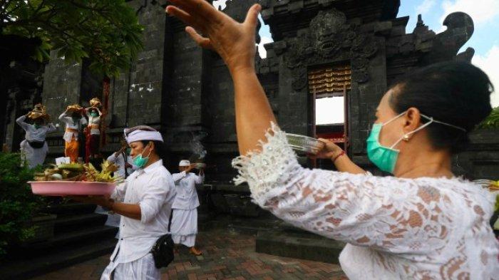 Doa Agama Hindu untuk Kebahagiaan Hidup, Murah Rezeki dan Mendapatkan ...
