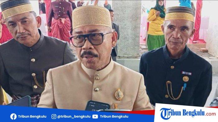 100 Hari Kerja Gubernur Sulbar Suhardi Duka, Bentuk Tim Evaluasi ...