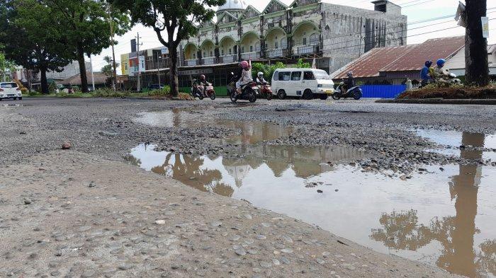 Pemkot Bengkulu Anggarkan Rp 93 Miliar untuk Perbaikan Jalan Kota, Termasuk Jalan Hibrida ...