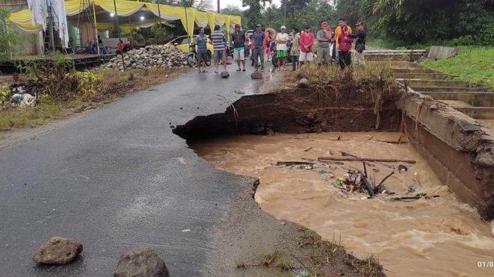 BREAKING NEWS: Dilanda Hujan Deras, Beberapa Ruas Jalan di Bengkulu ...