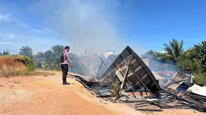 Ditinggal Panen, Rumah Petani di Mukomuko Bengkulu Terbakar, Diduga Konsleting Listrik ...
