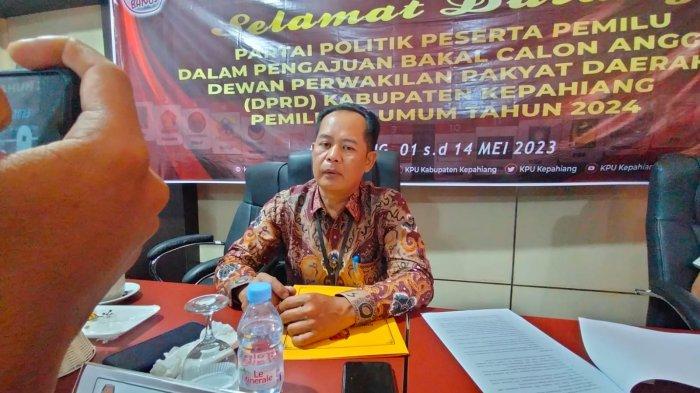 Baru 9 Parpol Daftarkan Bacaleg Ke KPU Kepahiang, Tak ada Tambahan Waktu Pendaftaran ...