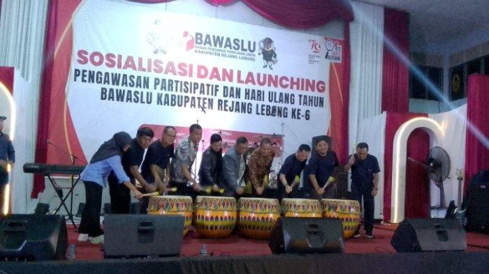 HUT ke 6 Bawaslu Rejang Lebong, Launching Pengawasan Partisipatif Pilkada 2024 - Tribunbengkulu.com