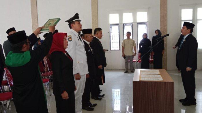 Sekda Seluma Hadianto Lantik dan Ambil Sumpah 40 Pejabat Eselon II, III dan IV, Berikut ...