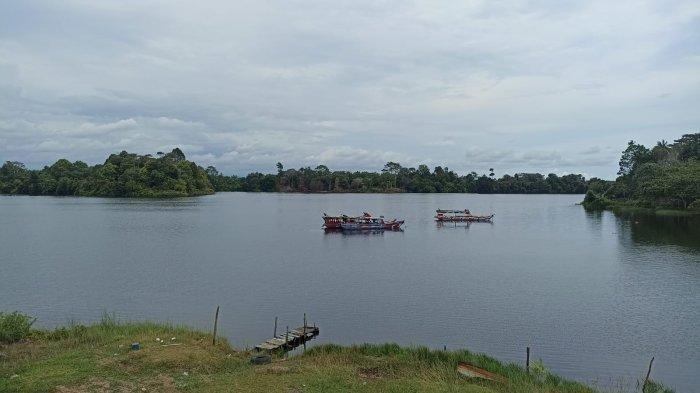 Nikmati Keindahan Wisata Danau Nibung Mukomuko, Dilengkapi Fasilitas ...