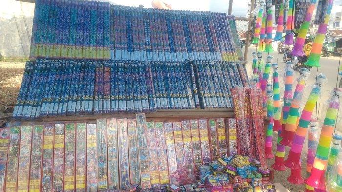 Omzet Penjual Kembang Api di Bengkulu Bisa Rp 3 Juta saat Pergantian ...