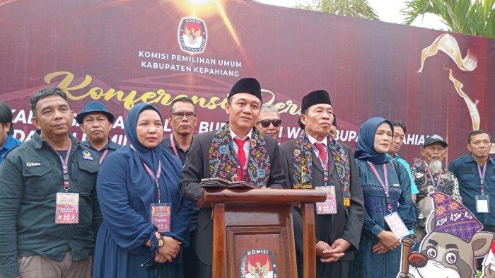 Harta Kekayaan Calon Bupati Kepahiang Windra Purnawan, Punya Sembilan ...