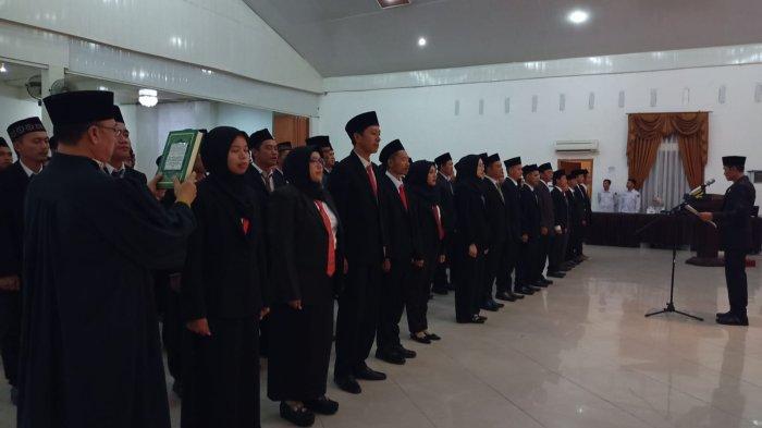 KPU Rejang Lebong Lantik 75 PPK untuk Pilkada 2024, Bertugas Selama 8 Bulan - Tribunbengkulu.com