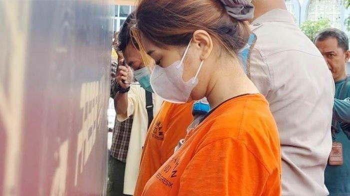 Pengakuan Suami Viska Dhea usai Istrinya Ditangkap Kasus Video Syur, Maafkan Tak Ingin Cerai ...