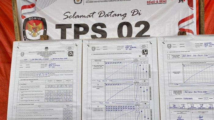 Sama-Sama Coblos di TPS 02 Pasar Kepahiang, Perolehan Suara Zurdi Nata ...