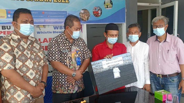 Sabu Seberat 10 Gram Dimusnakan BNNP Bengkulu, Kurir Terancam 20 Tahun Penjara - Tribunbengkulu.com