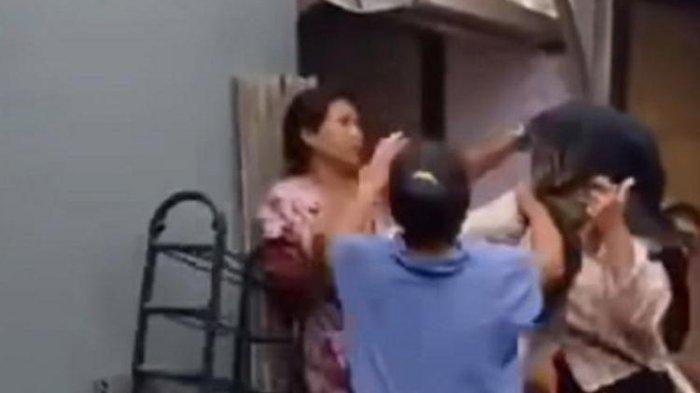 Alasan Ipda Purnomo Lunasi Utang Ibu di Gresik yang Lempar Mangkok ke ... Alasan Ipda Purnomo Lunasi Utang Ibu di Gresik yang Lempar Mangkok ke ...