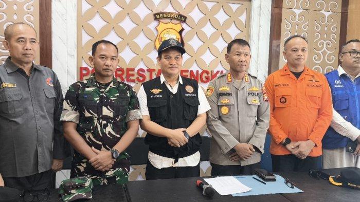 Fakta Baru Karamnya Kapal Wisata Pulau Tikus Bengkulu, Berpenumpang 107 ...