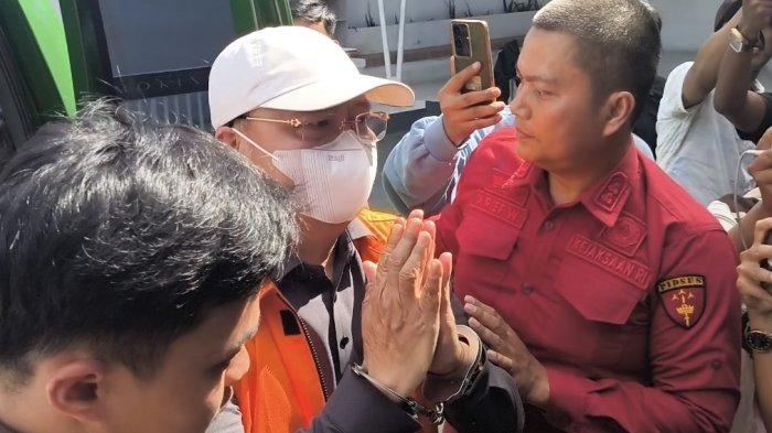 Mantan Gubernur Bengkulu Rohidin Mersyah dan Mantan Sekda Ditahan ...