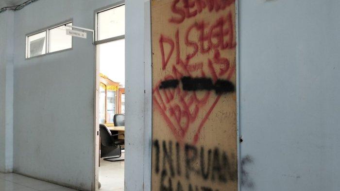 Ruang Sekwan Mukomuko Disegel Anggota DPRD, Belum Ada Tanda-Tanda Segel ...