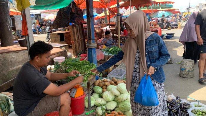 Awal Ramadan, Harga Bapok di Pasar Tradisional Panorama Bengkulu Alami Kenaikan - Tribunbengkulu.com
