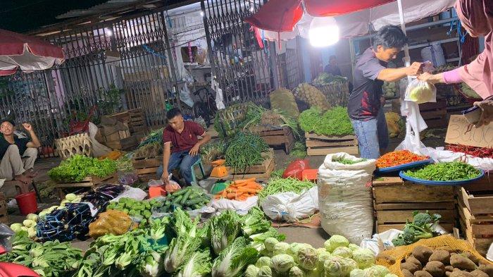 Harga Sayuran di Pasar Panorama Bengkulu Naik Dua Kali Lipat Jelang Natal dan Tahun Baru 2025 ...
