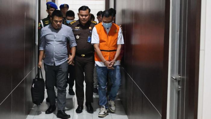 Foto-Foto: Kejati Bengkulu Tetapkan Bos Tambang Bebby Hussy Sebagai ...