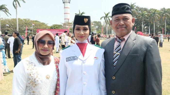 Sosok Tabitha Rima Athaya Pembawa Baki Paskibraka 2024 HUT ke-79 RI di ...