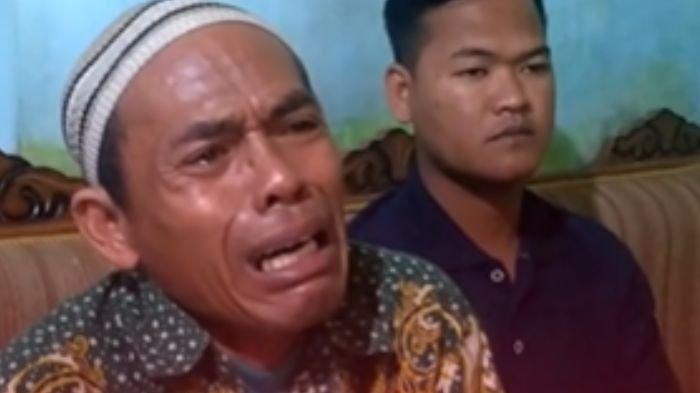 Tergiur Iming-Iming Anaknya Bisa Jadi Anggota Polisi, Perajin Gerabah ...