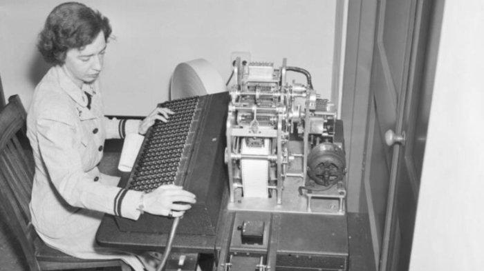 Kisah Nyata Amazing Grace, Salah Satu Programer Wanita Modern Pertama ...