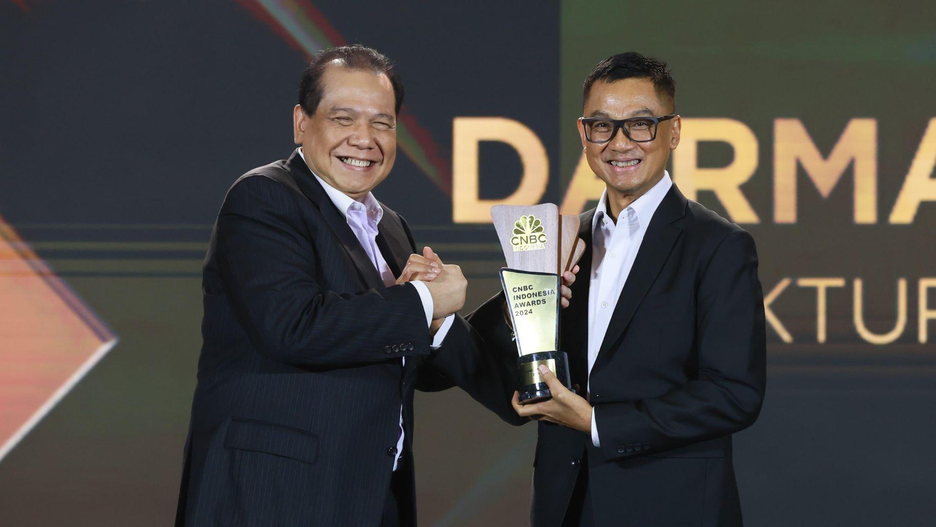 Dirut PLN Darmawan Prasodjo Hattrick Dinobatkan Jadi CEO Of The Year ...