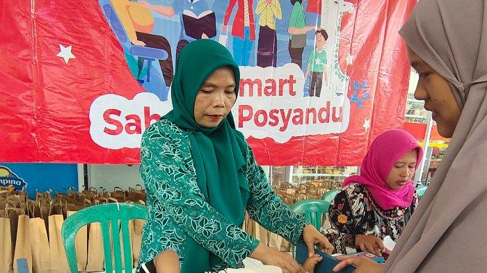 Alfamart Sahabat Posyandu dan Zwitsal Berkolaborasi Dukung 1.000 Hari Pertama Si Kecil ...