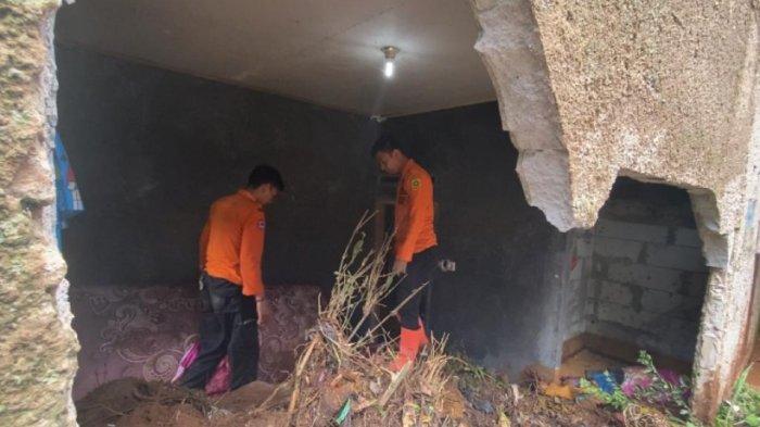 Ustaz di Dramaga Bogor Tewas Tertimbun Longsor, Adik Kandung Ungkap Hal Tak Biasa ...