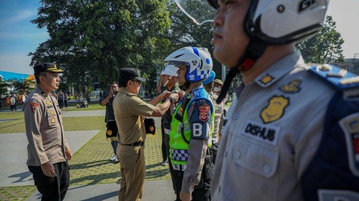 Bima Arya Pimpin Apel Gelar Pasukan Operasi Ketupat Lodaya 2023 - Tribunnewsbogor.com