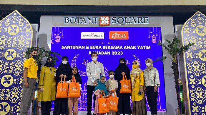 Ramadhan Ceria Bersama Citrus Departemen Store, Santuni Anak Yatim dan ...