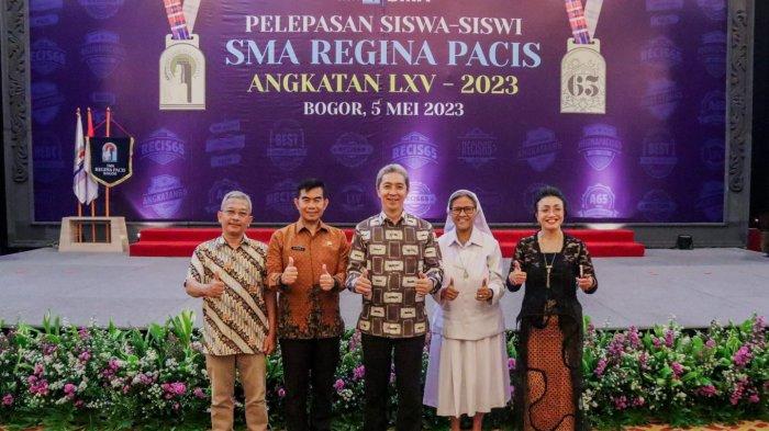 Dedie Rachim Beri Pesan Khusus di Pelepasan SMA Regina Pacis - Tribunnewsbogor.com