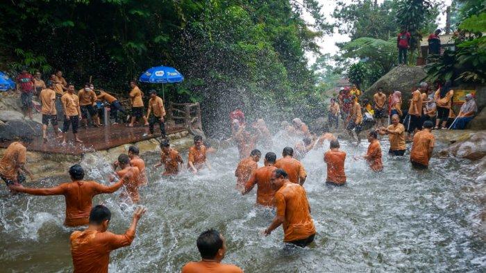 Berkunjung ke Desa Wisata Batu Layang Bogor, Wisatawan Bisa Glamping hingga Bajak Sawah Pakai ...