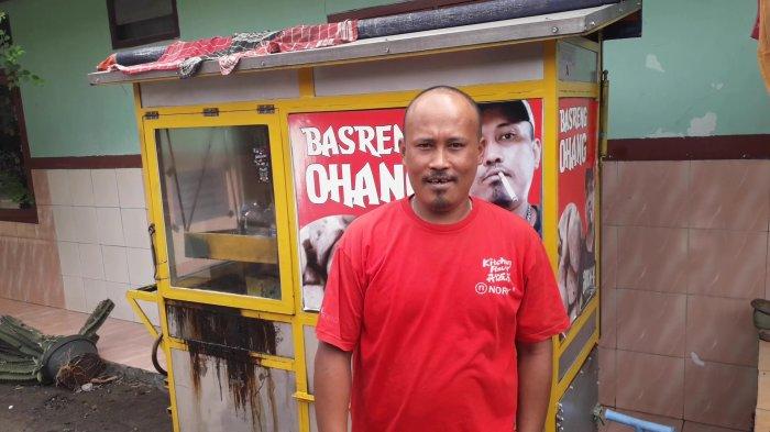 Cerita Enjang Pedagang Basreng Ohang Viral di Pakansari Cibinong, Kaget ...