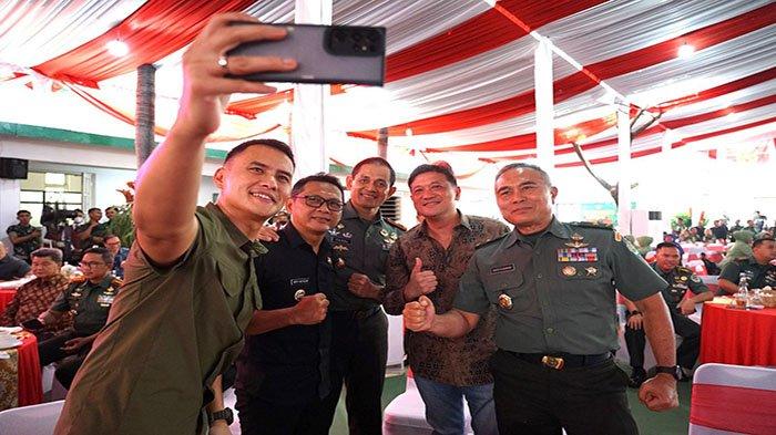 Hadiri Syukuran HUT Korem 061/Suryakancana, Pj Wali Kota Bogor Selfie ...