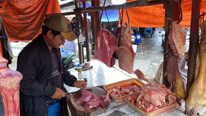 Jelang Puasa Harga Daging Sapi di Pasar Cisarua Bogor Tembus Rp130 Ribu, Diprediksi Akan Terus ...