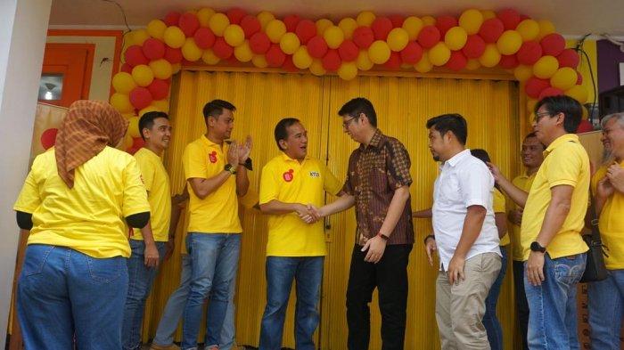 Mudahkan Pelanggan di Pelosok Desa, IM3 Buka Mini Gerai di ...