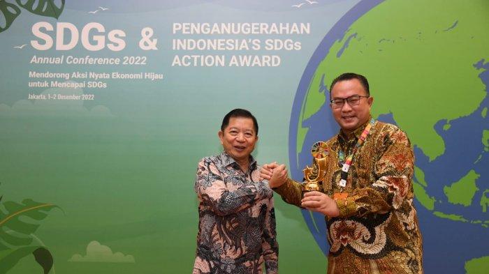 Di Indonesia's SDGs Action Awards 2022, IPB University Raih Penghargaan Perguruan Tinggi Terbaik ...