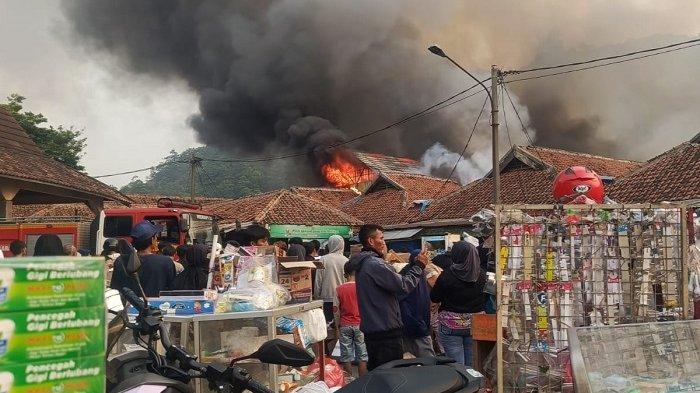 75 Kios Ludes Terbakar di Pasar Ciampea Bogor, Penyebab Diduga ... 75 Kios Ludes Terbakar di Pasar Ciampea Bogor, Penyebab Diduga ...