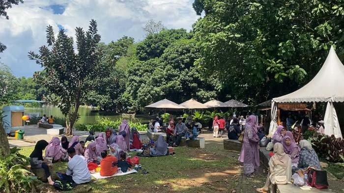 Danau Gunting Kebun Raya Bogor Sedot Pengunjung dari Berbagai Daerah ...