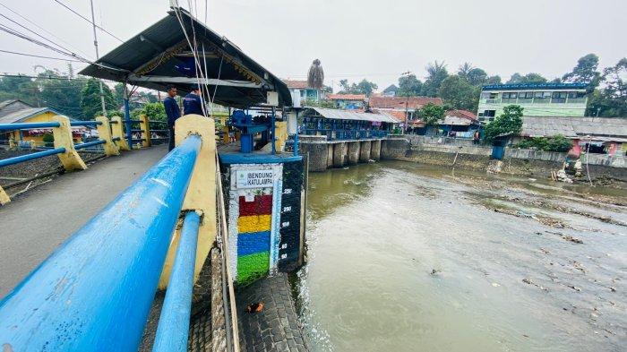 INFO PENTING! Batu di Bendung Katulampa Bogor Mulai Terlihat Jelas, Ada Apa? - Tribunnewsbogor.com
