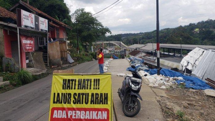 Perbaikan Longsoran di Stasiun Maseng Bogor Molor, Warga Sebut Kontraktor Proyek Pulang ...