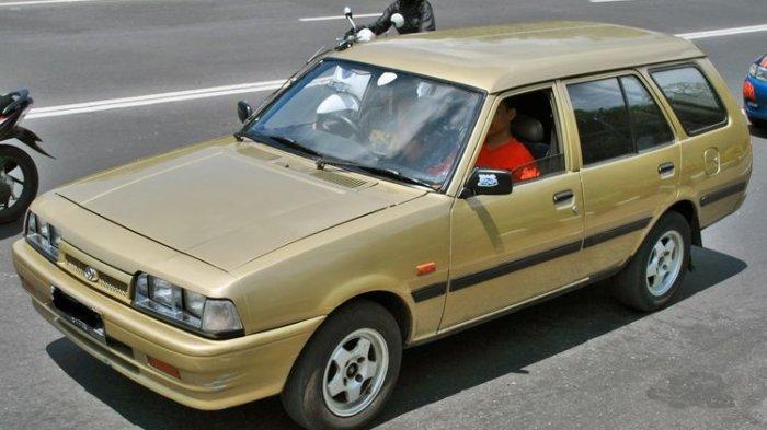 Beli Mobil Bekas Murah dan Irit Bensin, Mazda Vantrend Tahun 1993-1996 ...