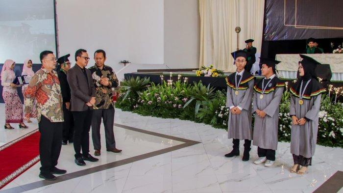 Pelepasan Angkatan 26 Sekolah Bosowa SMA Bina Insani, Ini Pesan Bima ...