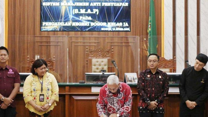 Pemkot Bogor Dukung PN Bogor Raih Predikat SMAP, Dedie Rachim: Harapan ... Pemkot Bogor Dukung PN Bogor Raih Predikat SMAP, Dedie Rachim: Harapan ...