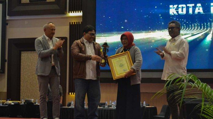 Pemkot Bogor Sabet Penghargaan Indeks Reformasi Birokrasi dan SIKAP Predikat BB ...