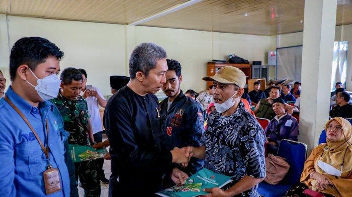 Pemkot Bogor Salurkan Bantuan Petenak Sapi Dampak PMK, Dedie Rachim ... Pemkot Bogor Salurkan Bantuan Petenak Sapi Dampak PMK, Dedie Rachim ...