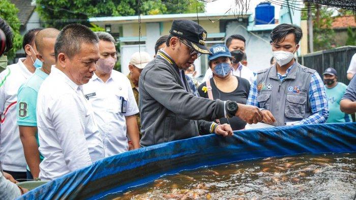 Tangani Sampah Capai 1.200 Ton Per Tahun, Pemkot Bogor dan WWF Bangun TPS 3R di Mekarwangi ...