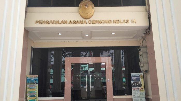 Dikhianati Anggi, Fahmi Husaeni Belum Ajukan Permohonan Perceraian ke ... Dikhianati Anggi, Fahmi Husaeni Belum Ajukan Permohonan Perceraian ke ...